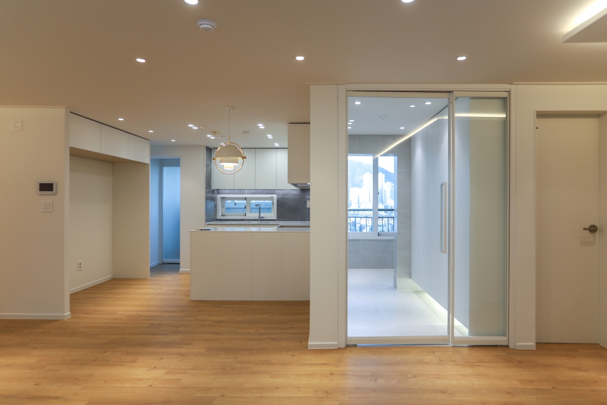 부산 거제동 거제현대홈타운 2차 35PY - 30PY - 레몬하우스